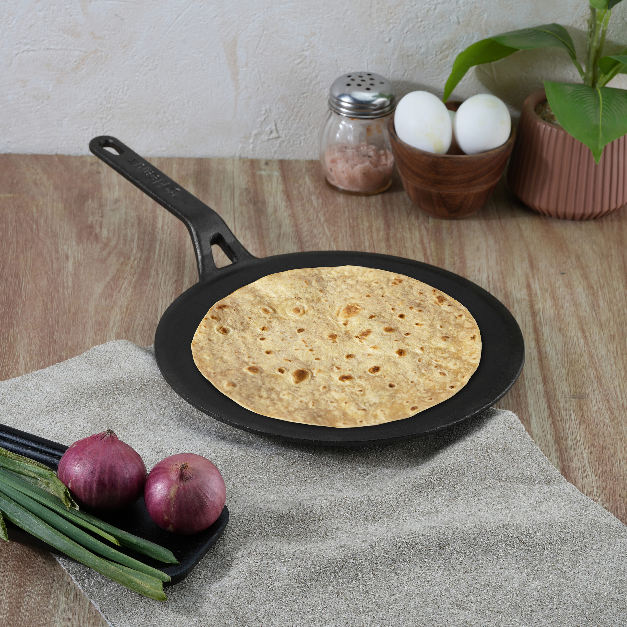 Healux 26cm Pre-Seasoned Cast Iron Roti Tawa - Healux